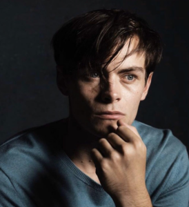 Who Are Freddy Carter (Shadow and Bone Actor) Parents? Meet Father Mike ...