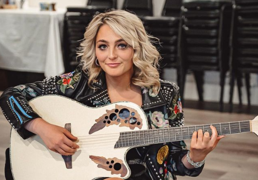 Hunter Girl Bio, Career, Age, Height, Relationship, Affairs, Net Worth ...