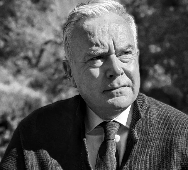 Is Huw Edwards (BBC Presenter) Suffering From Cancer? Health Update And ...