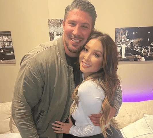 Who Is Joanna Zanella (Brendan Schaub Wife)? Career, Disneyland Trip ...