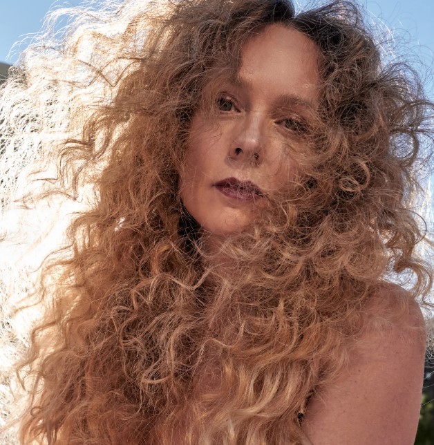 Kerry Condon (Better Call Saul): Siblings, Bio, Wiki, Age, Career, Net ...