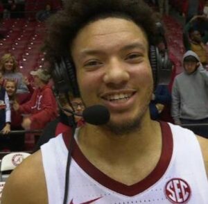 Mark Sears: Parents, Sister, Career, Bio, Wiki, Age, Relationship ...