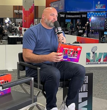 What is Andrew Whitworth Net Worth in 2023? Earnings, Salary, Property ...