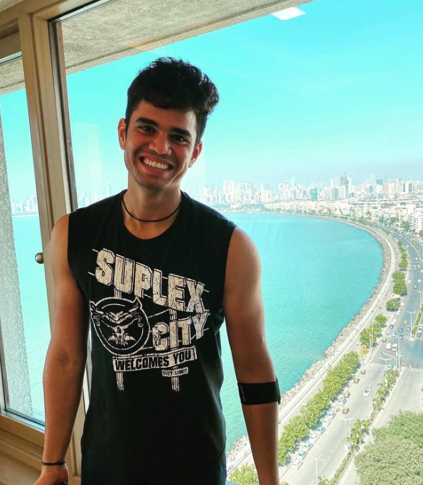 Arjun Tendulkar: Girlfriend, Gym Workout, Family, Sibling, Parents ...
