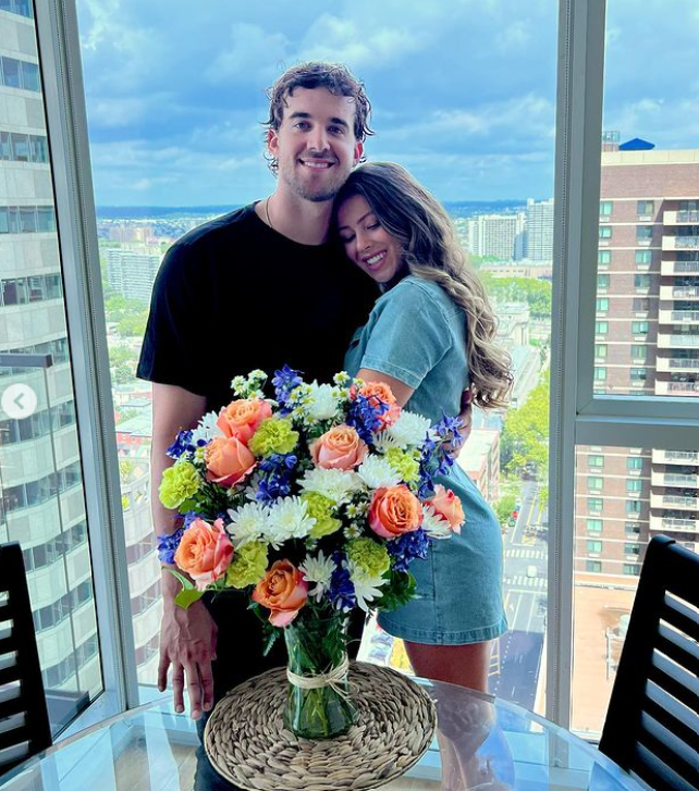 Aaron Nola: Meet his Parents, Bio, Wiki, Ethnicity, Career, Girlfriend ...