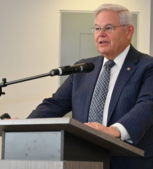 Meet Bob Menendez Wife Nadine Arslanian: Bio, Wiki, Age Gap, Career ...