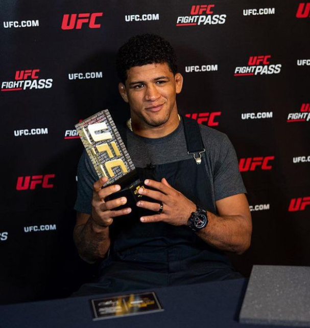 Gilbert Burns: Brother Herbert Burns, Team Stake, Bio, Wiki, Career ...