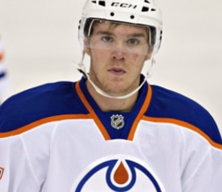 Does Jordan Eberle Have A Tattoo? (Seattle Kraken) Teeth Update