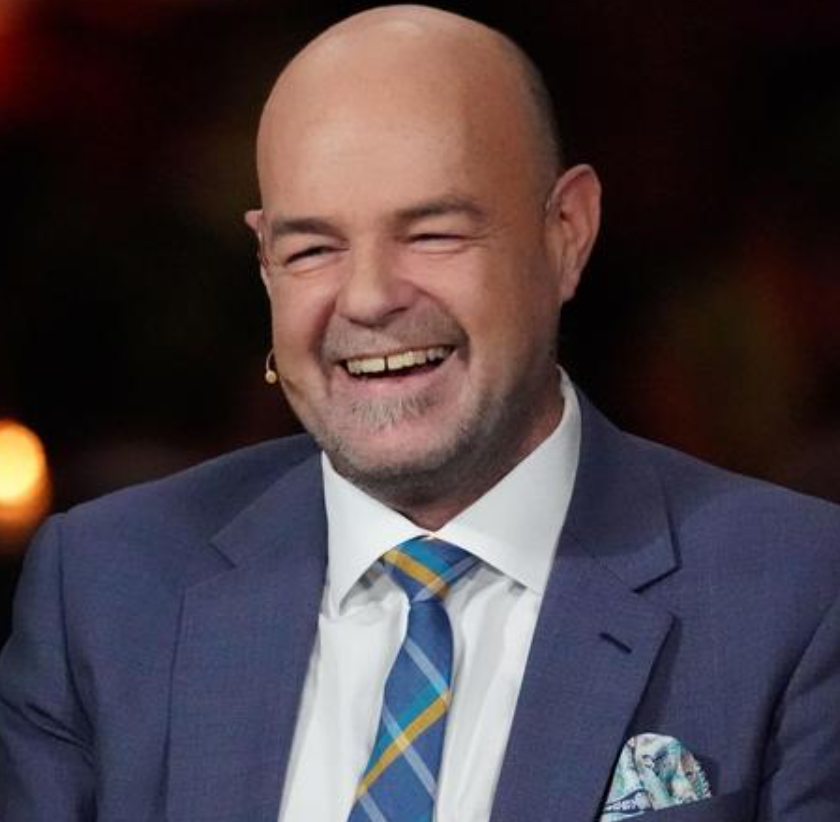 Mark Robinson (AFL Journalist): Wife, Controversy, Bio, Personal Life ...