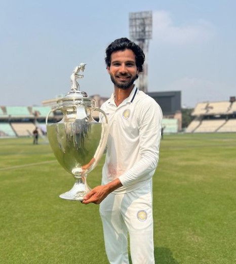 Prerak Mankad: Meet His Father, Relation with Vinoo Mankad, Career, Bio ...