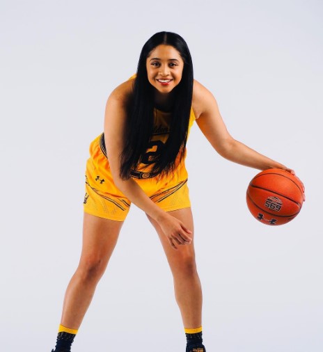 De'Aaron Fox's Wife: Recee Caldwell, Married Life, Bio, Wiki, Career ...