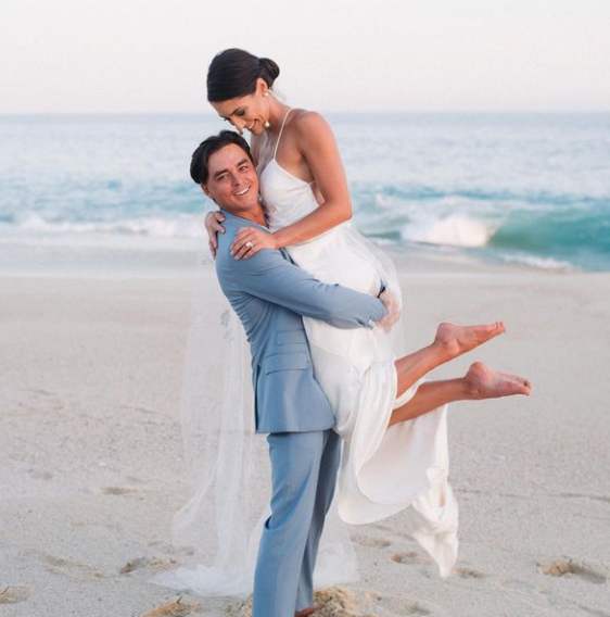 Allison Stokke (Rickie Fowler Wife) Children, Marriage, Net Worth 2023 ...