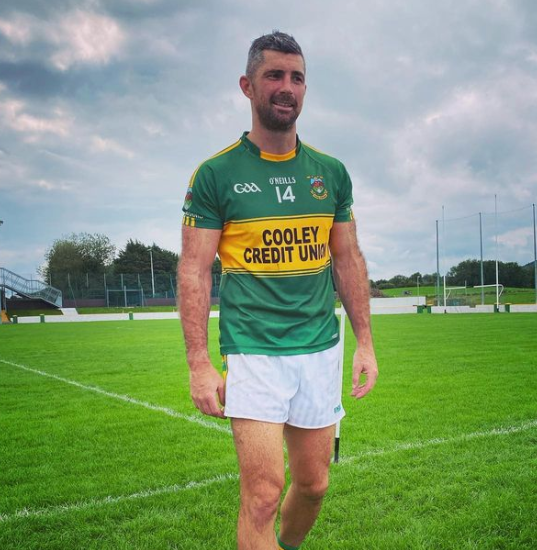 Meet Rob Kearney Parents: Siobhán Kearney And David Kearney, Family ...