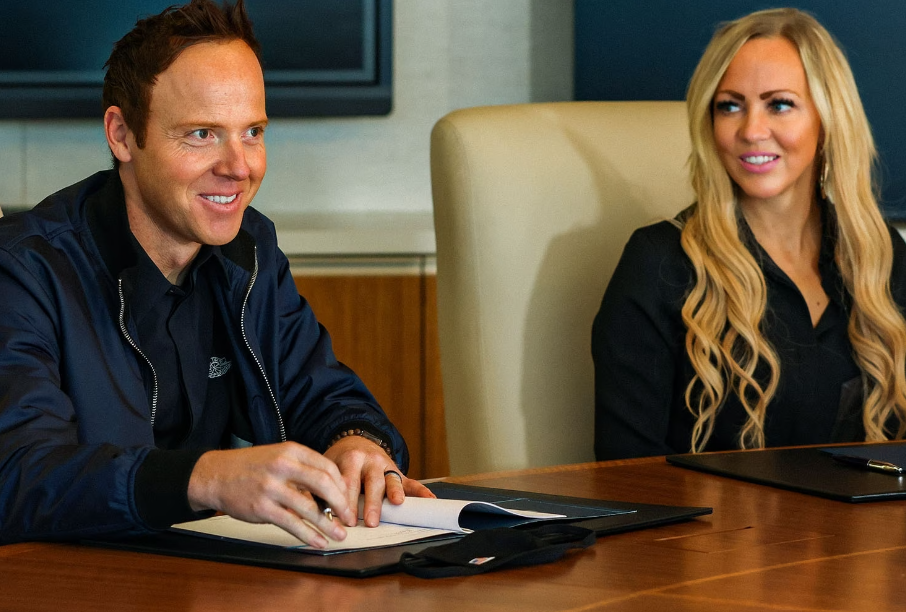 Who is Ryan Smith Wife Ashley Smith? Age Gap, Children, Net Worth 2023 ...