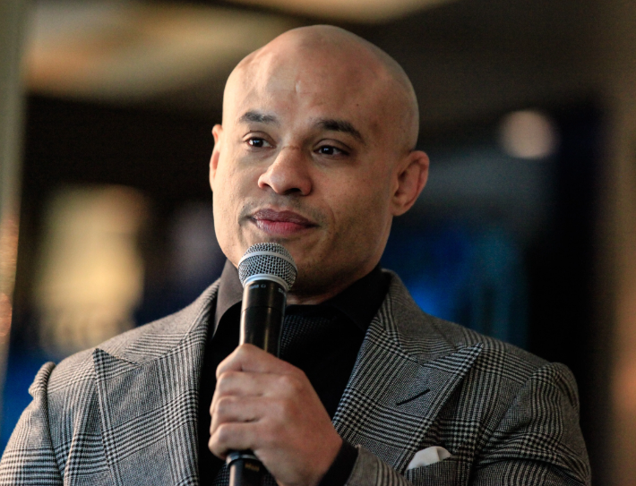 What Happened To Ali Abdelaziz Head? Is He Suffering From Any Medical ...