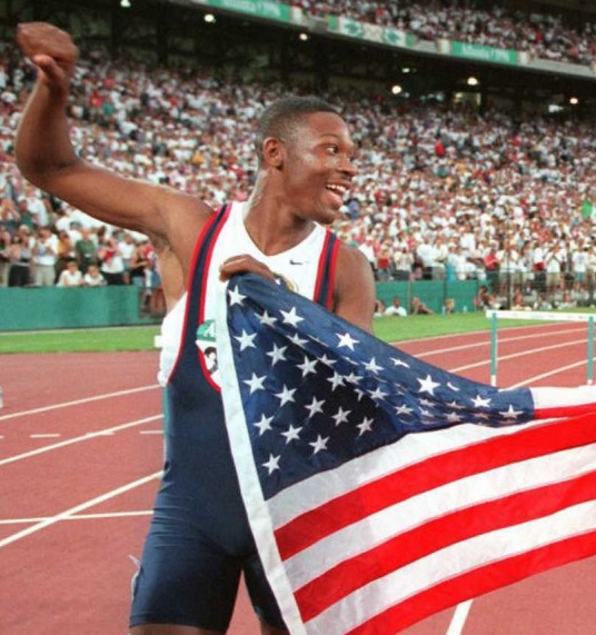 Calvin Davis: Net Worth 2023, Career, Death, Bio, Wiki, Age ...