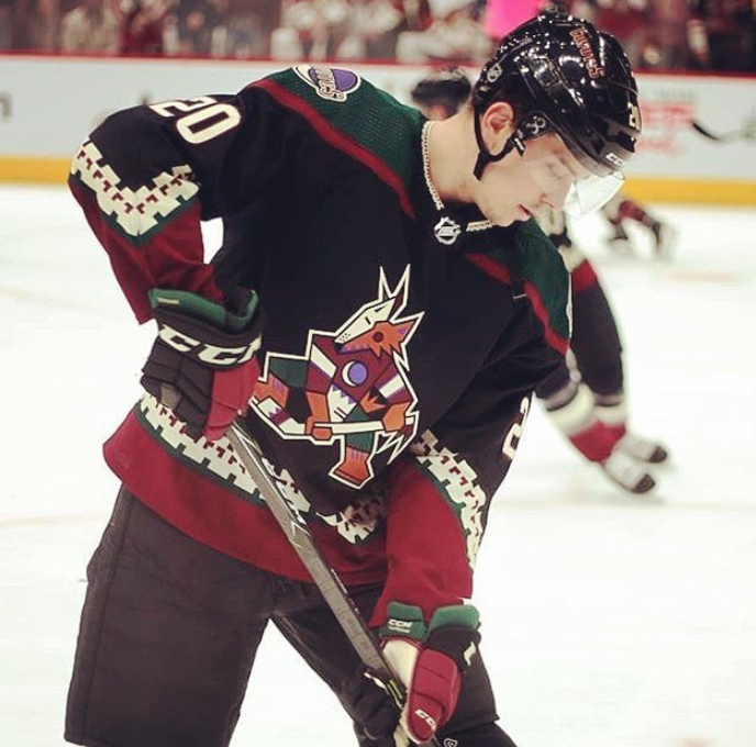 Hockey star Dylan Strome and wife Taylor announce they're expecting ...