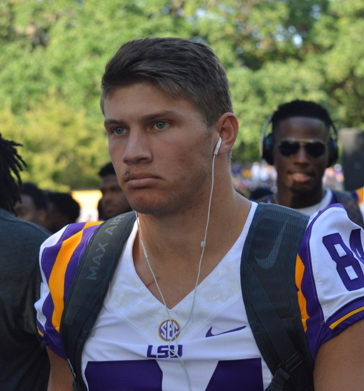 Foster Moreau: Meet his Girlfriend, Bio, Wiki, Age, Career, Net Worth ...