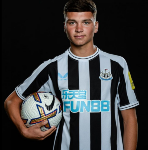 Who Is Jamie Miley, Lewis Miley Brother? Their Age Difference and ...