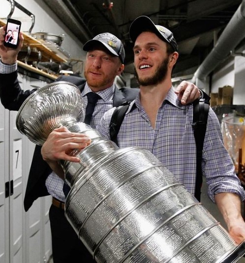 Jonathan Toews: Where Will he Go After Leaving the Chicago Blackhawks ...