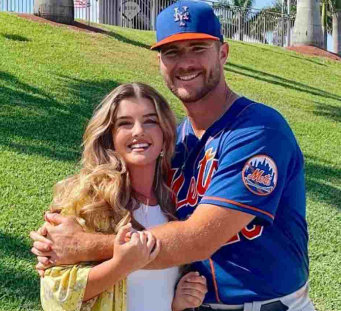 Who is Haley Alonso (Pete Alonso Wife)? Relationship History, Age ...