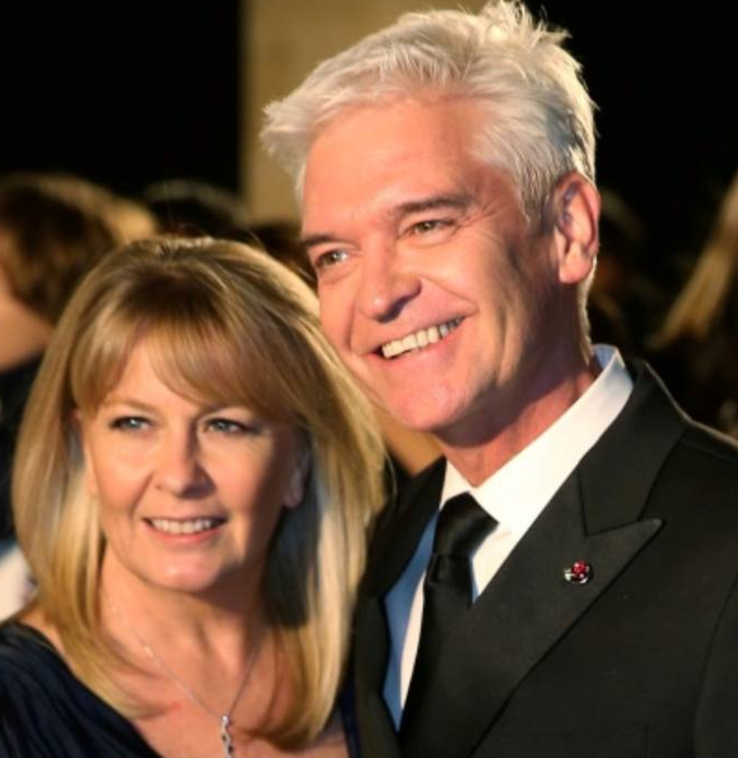 Phillip Schofield's Wife's Health Update: Is Stephanie Lowe Ill? Family ...