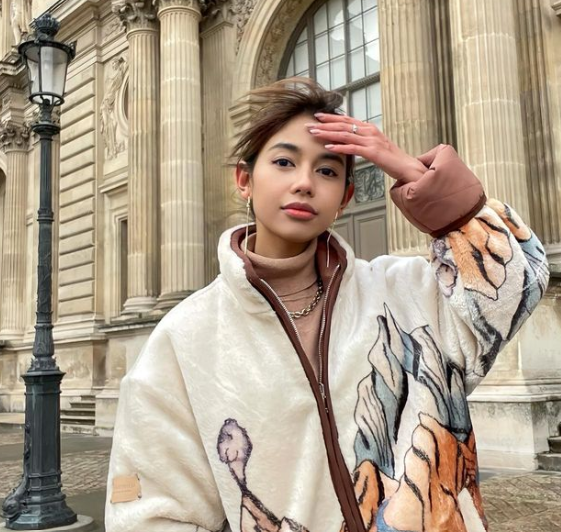 Who Are Alexa Miro Parents? Family Ethnicity - Where Are They From?