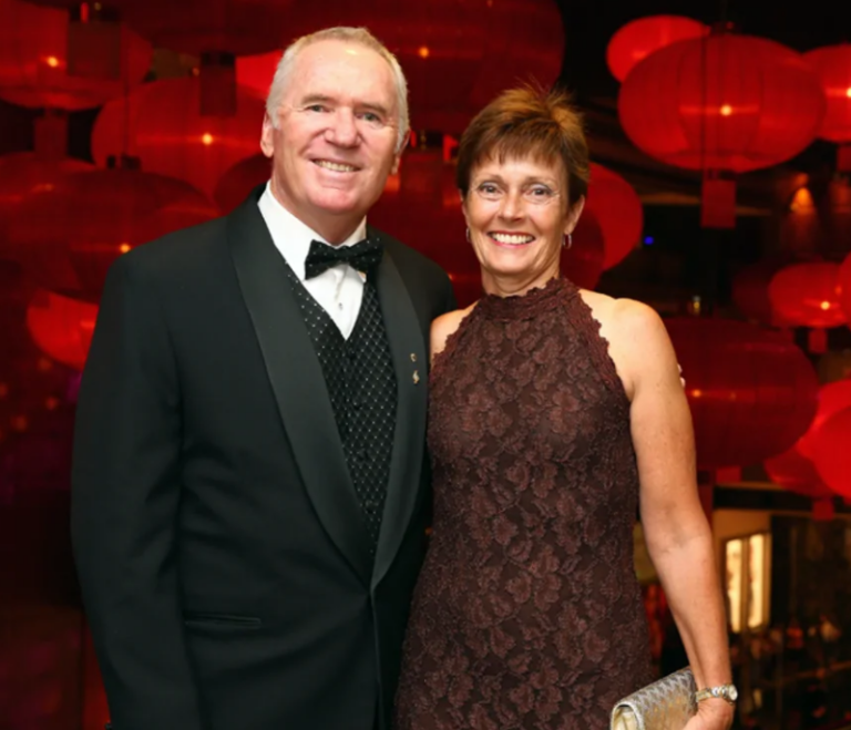 Who Is Jane Hiscox, Allan Border Wife? Their Married Life And Children ...