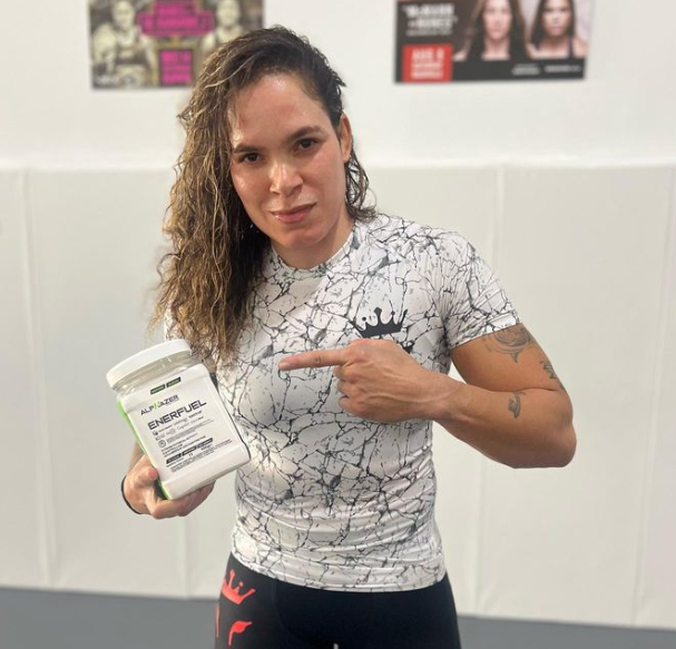 Why Did Amanda Nunes Retire? Is UFC Fighter Pregnant - Illness And ...