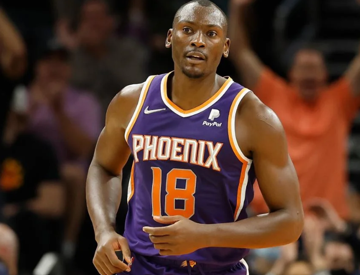 Bismack Biyombo Relationships & Dating History: Met his Wife, Children ...