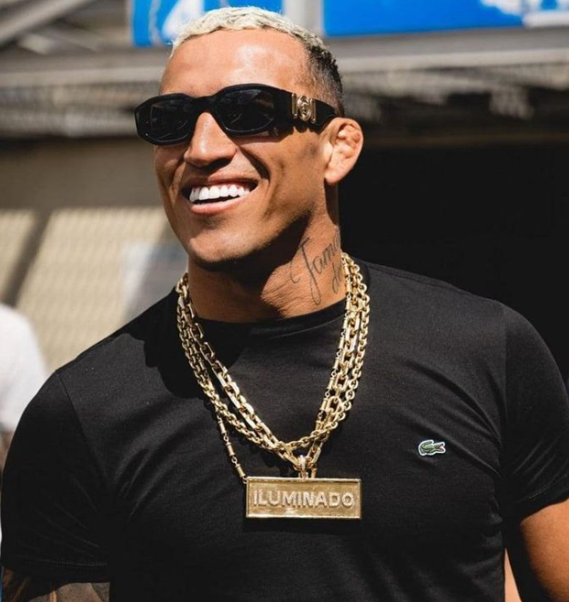 Are Maria Oliveira And Charles Oliveira Related? Relationship And Family Explored