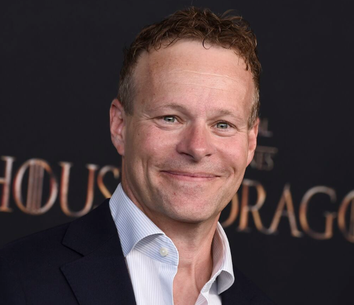 How Did Cnn Boss Chris Licht Loose Weight? Health Condition, Workout ...