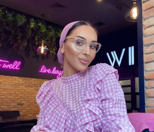 Who Is Makeup Artist Dana Roba? Wiki/Bio, Age And More