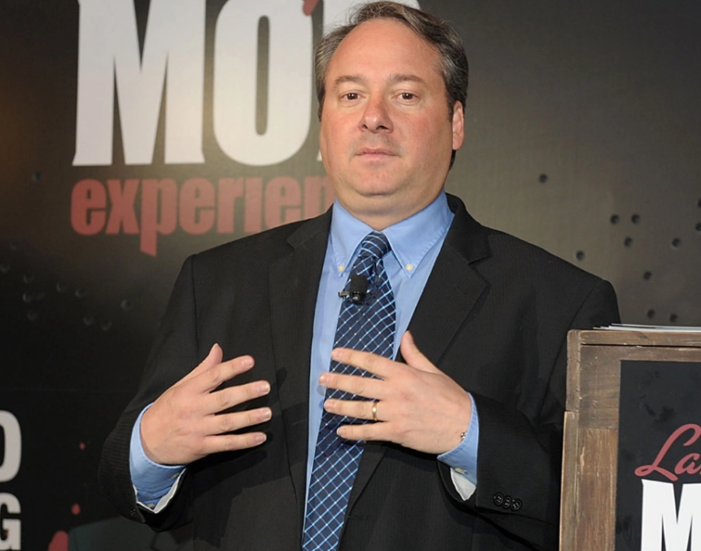 What Is Sean Bloom Net Worth In 2023? Jay Bloom Son Career Earnings ...