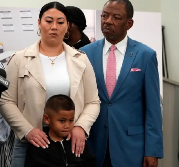 Keenan Anderson Autopsy Report Explained: Meet His Mother Gabrielle ...