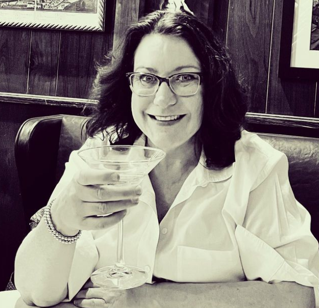 Is WGN Marcella Raymond Married? Details About Her Husband And Family ...