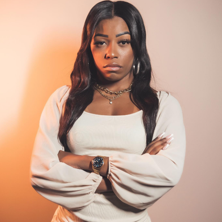 Are Maria Oliveira And Charles Oliveira Related? Relationship And ...