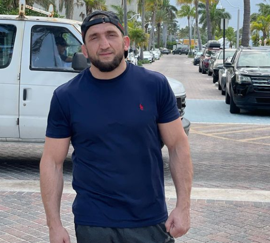 What Is UFC Star Muslim Salikhov Religion? Family Ethnicity - Is He ...