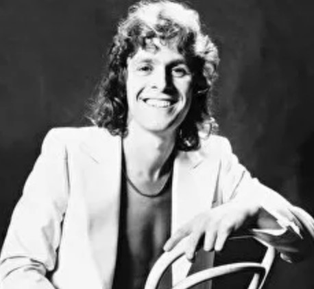 Linzi Nicholas Health Update 2023:What Happened to Paul Nicholas Wife?