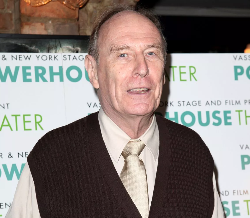 Who Is Katherine Jane Robertson (Paxton Whitehead Wife)? Meet Their ...