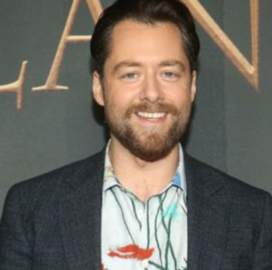 Who Is Cara Theobald, Richard Rankin Girlfriend? Married Life And Age ...