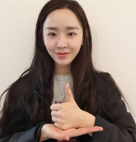 What Is Shin Hye Sun Religion? South Korean Actress Family Ethnicity ...