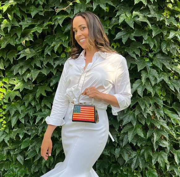 Who are Alexandra Stevenson Father Julius Erving And Mother Samantha ...