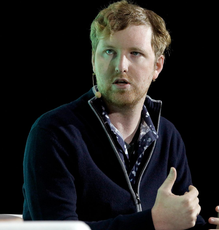 Who Are Austin Russell Parents? Meet His Father Michael Russell And ...