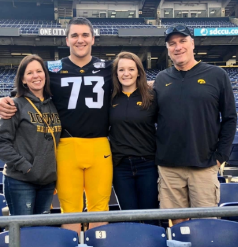 Who Are Cody Ince Parents? Former Iowa Hawkeyes Offensive Lineman's Family