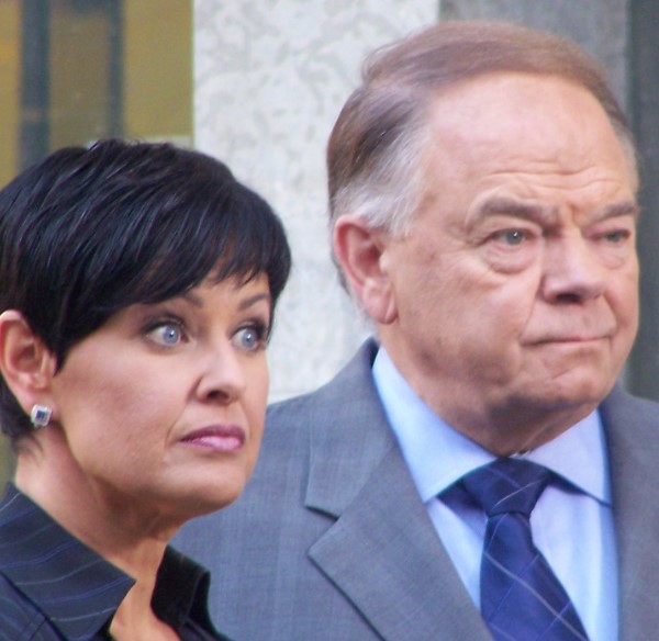 Darrel Janz Wife: Marriage Photo, Family, Wiki, Bio And Career