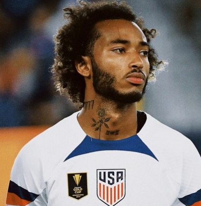 Alessandro and DionneGianluca Busio Parents: Alessandro and Dionne ...