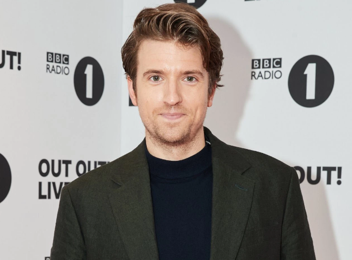 Why Fans Believe Greg James Could Be Gay? BBC Presenter Controversy And ...