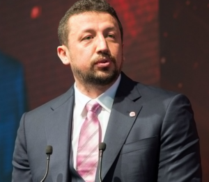 Who are Hedo Turkoglu Wife Banu Turkoglu And Their Two Daughter? Family ...
