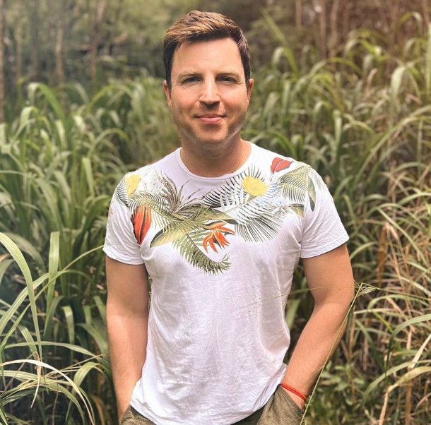 Who Is Travis Roberts, Justin Pazera Husband? Their Married Life and ...